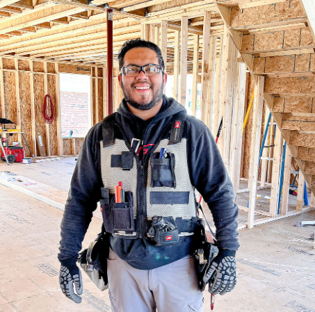 How the 701 Vest Reduces Back and Hip Pain: A User's Perspective ...